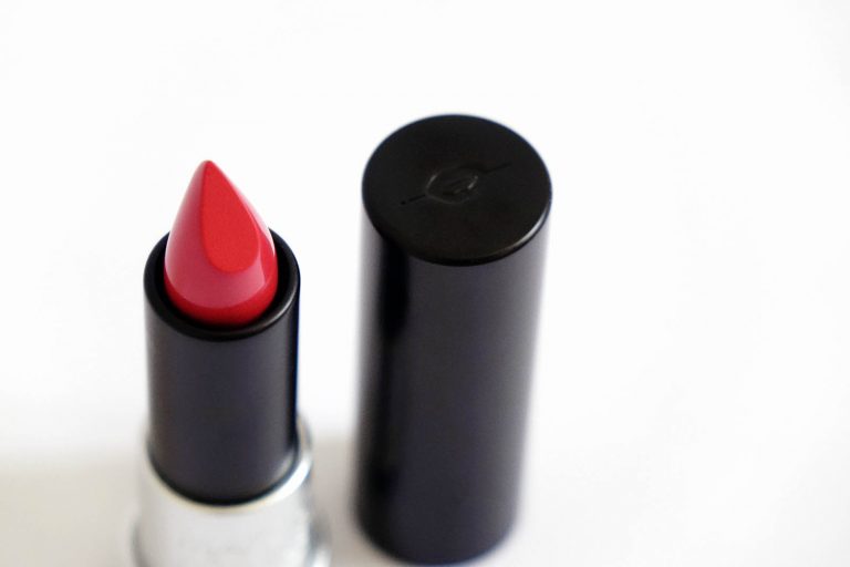 Mon rouge à lèvres mat favori du moment signé Make Up For Ever ...